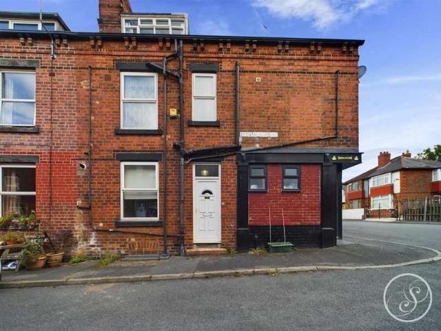 4 Bedroom Terraced House