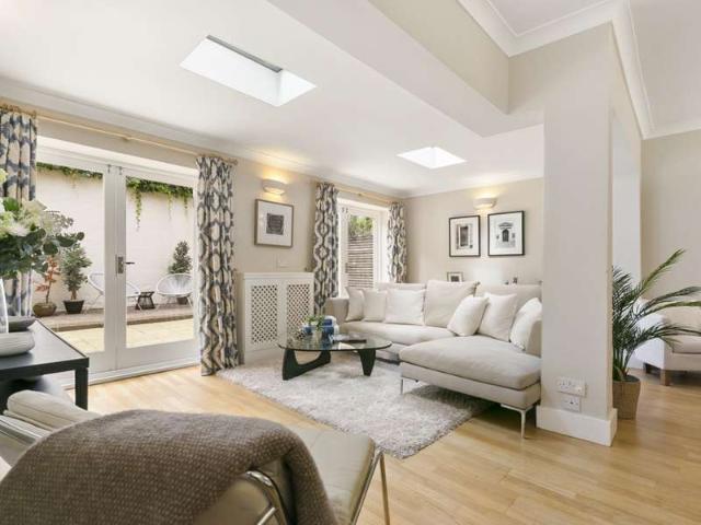2 Bedroom Apartment Flat