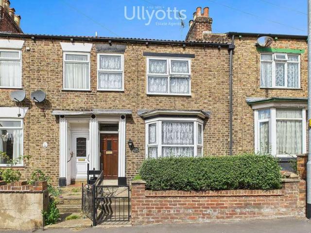 4 Bedroom Terraced House