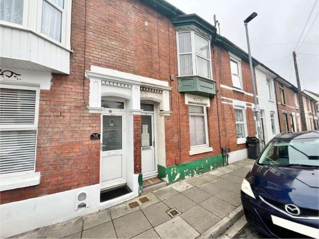 4 Bedroom Terraced House