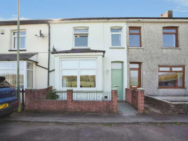 4 Bedroom Terraced House