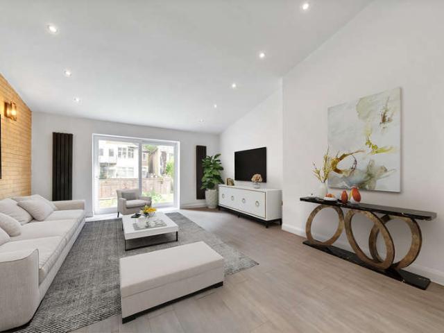 4 Bedroom Terraced House