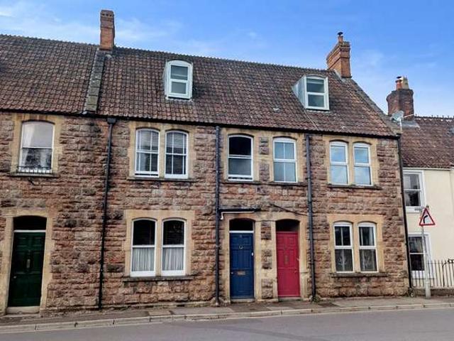 4 Bedroom Terraced House