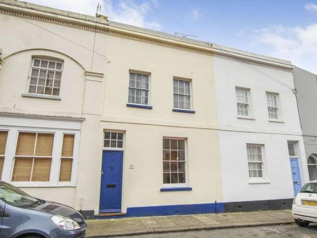 4 Bedroom Terraced House