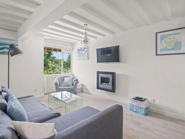 4 Bedroom Terraced House