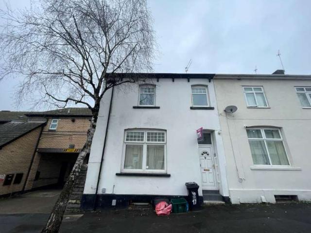 4 Bedroom Terraced House