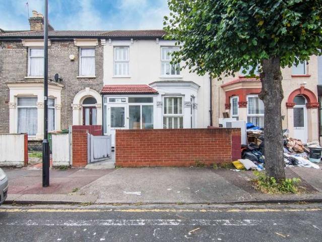 4 Bedroom Terraced House