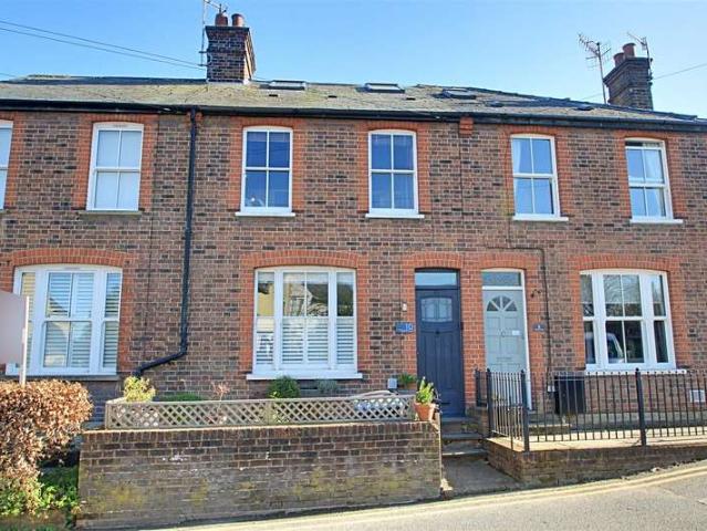 4 Bedroom Terraced House