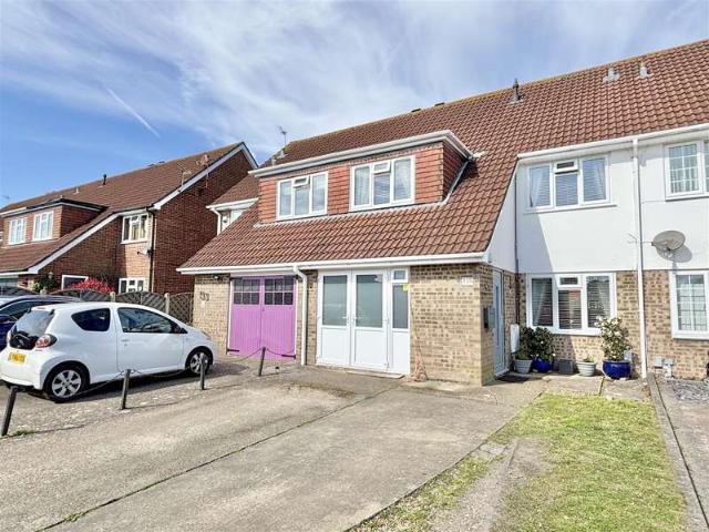 4 Bedroom Terraced House