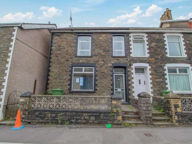 4 Bedroom Terraced House