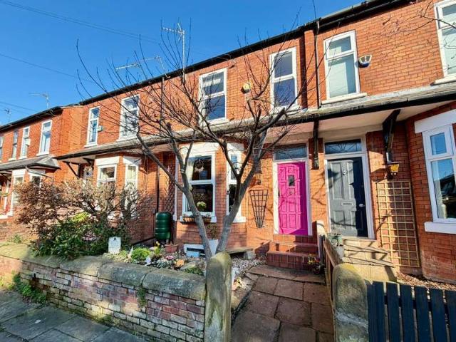 4 Bedroom Terraced House