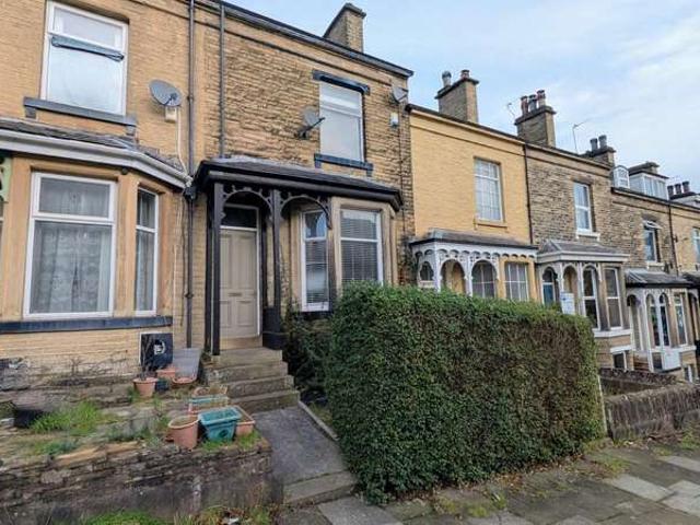 4 Bedroom Terraced House