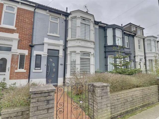 4 Bedroom Terraced House