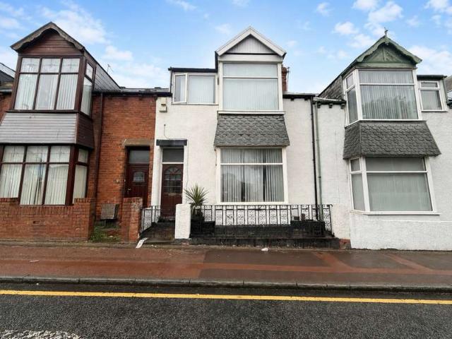 4 Bedroom Terraced House