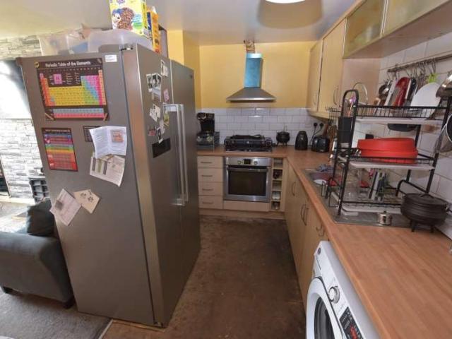 4 Bedroom Terraced House