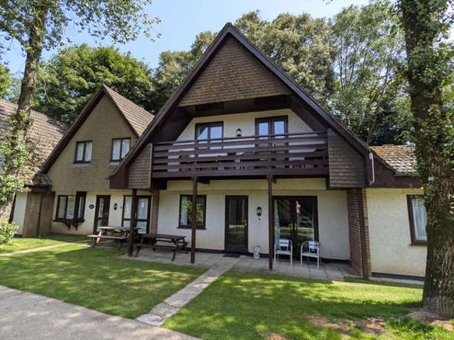 4 Bedroom Terraced House