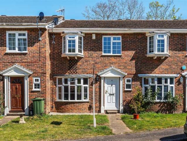 4 Bedroom Terraced House