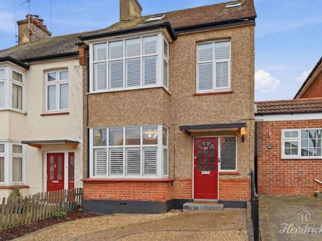 4 Bedroom Terraced House
