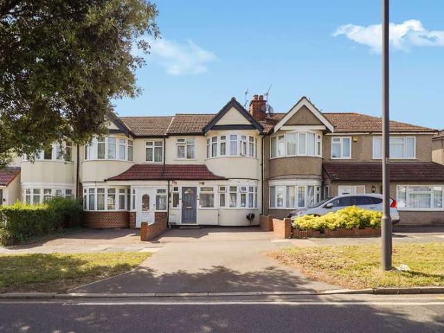 4 Bedroom Terraced House