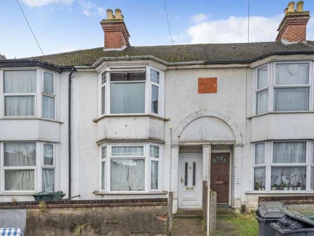 4 Bedroom Terraced House