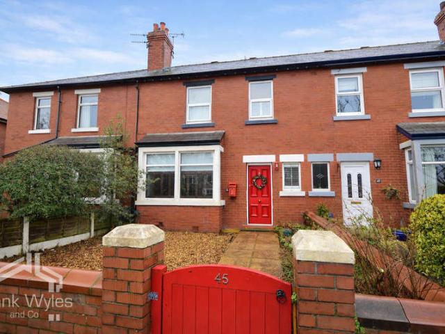 4 Bedroom Terraced House