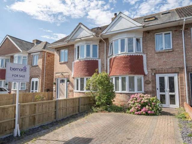 4 Bedroom Terraced House