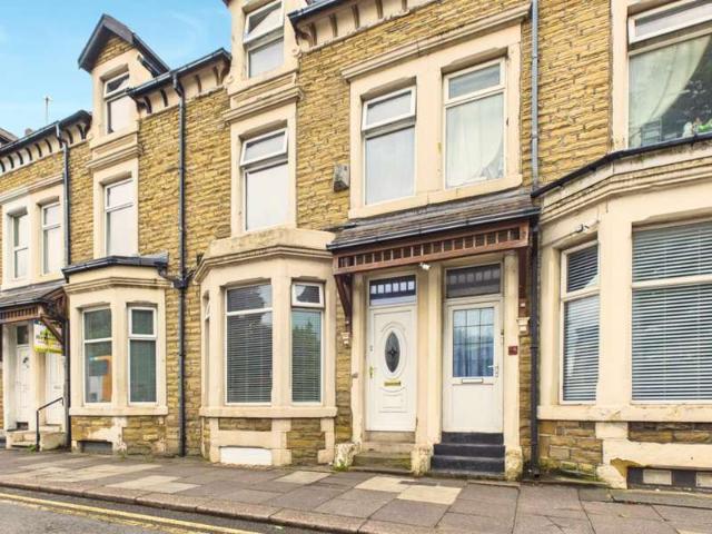 4 Bedroom Terraced House