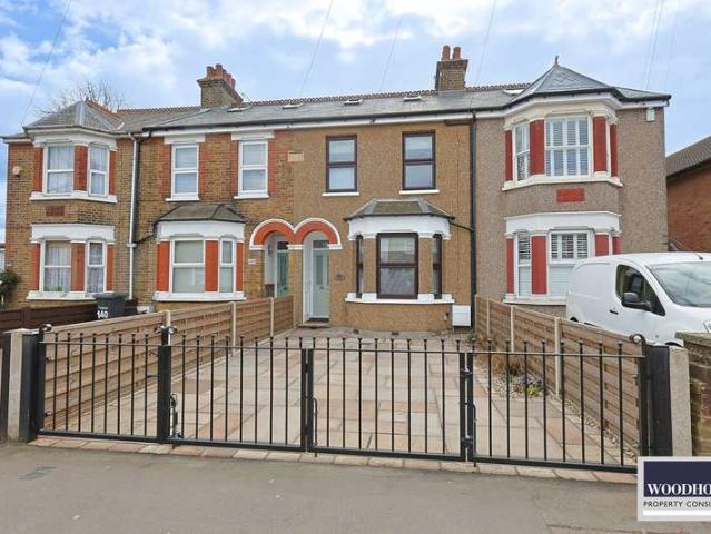 4 Bedroom Terraced House