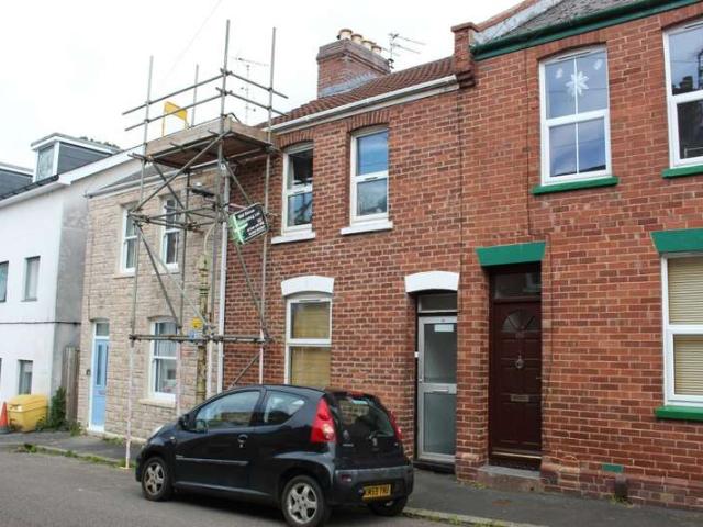 4 Bedroom Terraced House