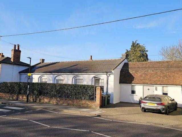 4 Bedroom Terraced House