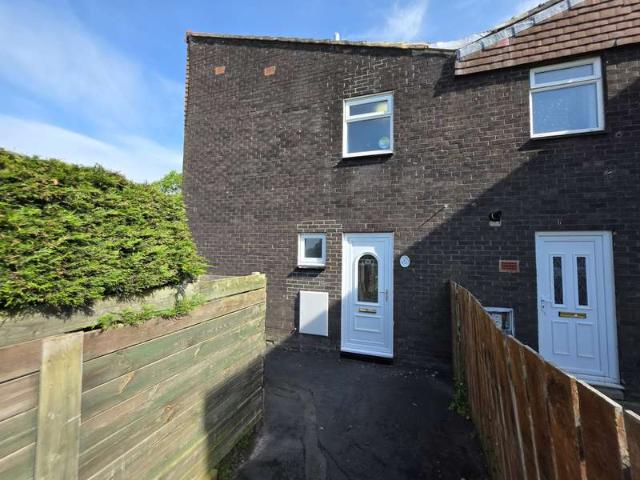 4 Bedroom Terraced House