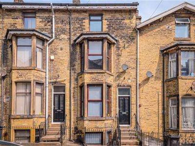 4 Bedroom Terraced House