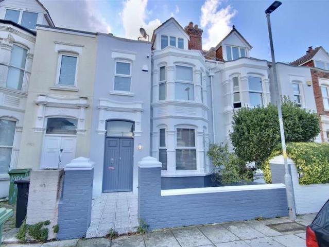 4 Bedroom Terraced House