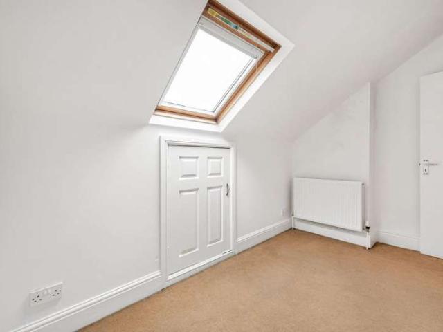 4 Bedroom Terraced House