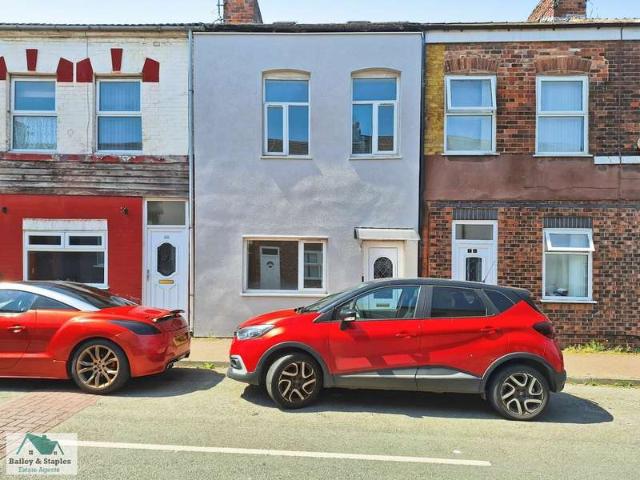 4 Bedroom Terraced House