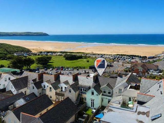 4 Bedroom Terraced House