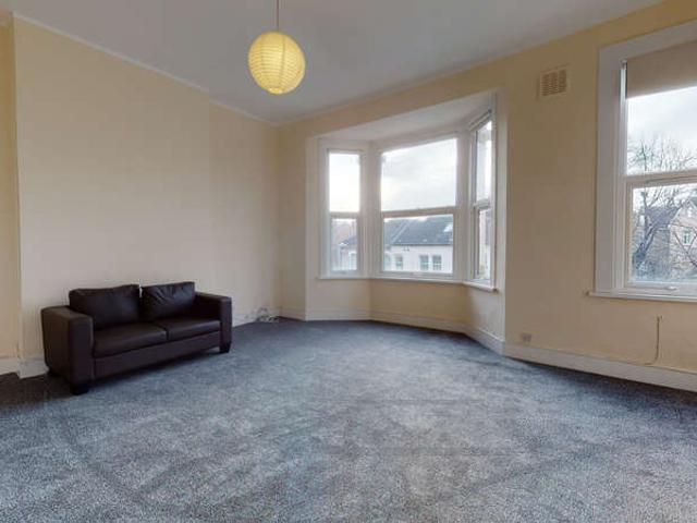 4 Bedroom Terraced House