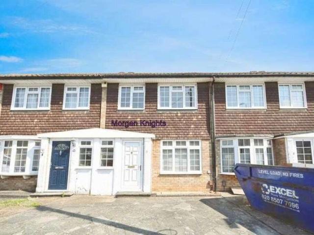 4 Bedroom Terraced House