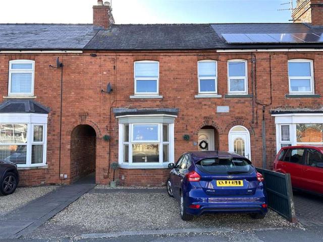 4 Bedroom Terraced House