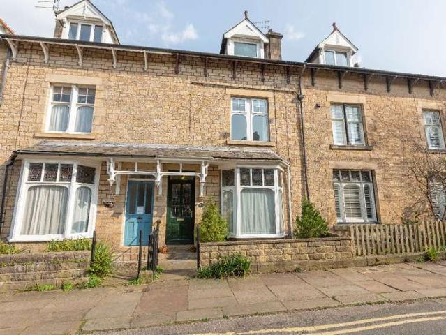 4 Bedroom Terraced House