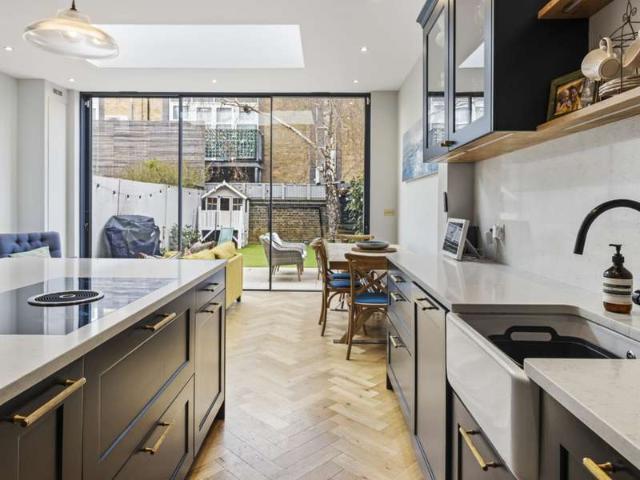 2 Bedroom Flat