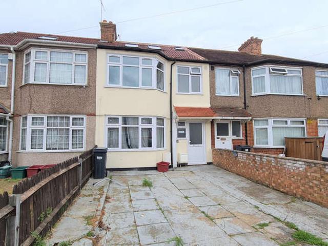 4 Bedroom Terraced House