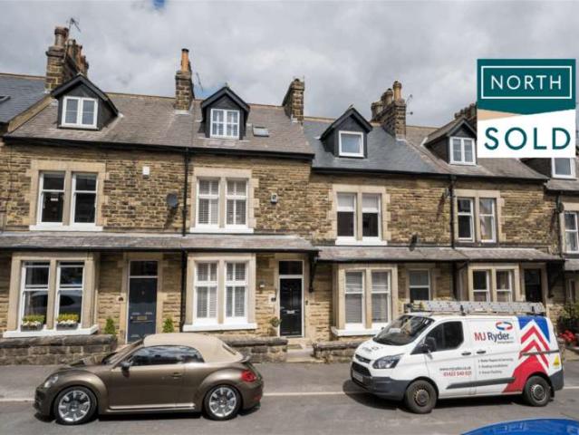 4 Bedroom Terraced House