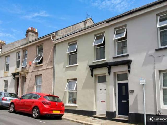 4 Bedroom Terraced House