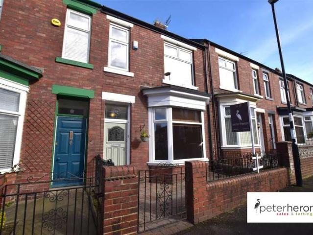 4 Bedroom Terraced House
