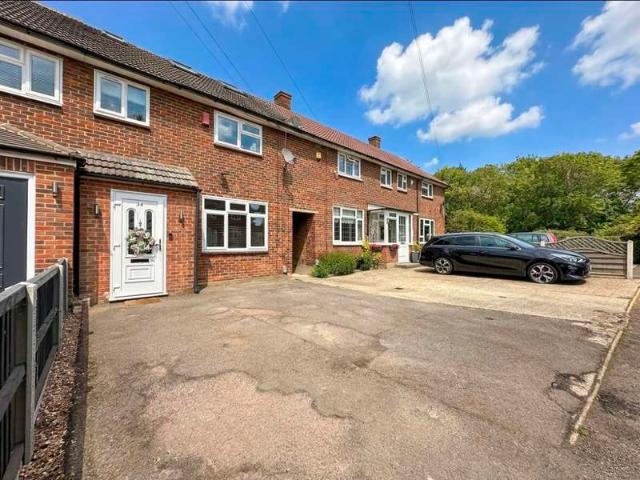 4 Bedroom Terraced House