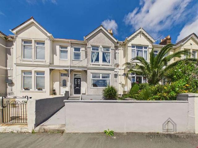 4 Bedroom Terraced House