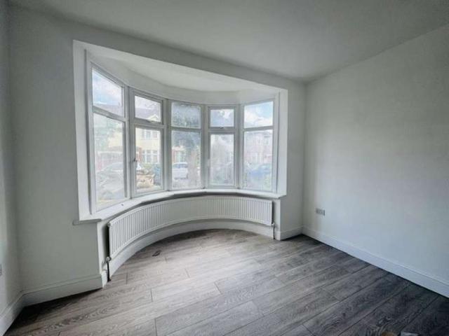 4 Bedroom Terraced House