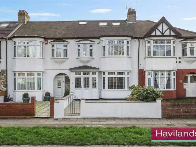 4 Bedroom Terraced House
