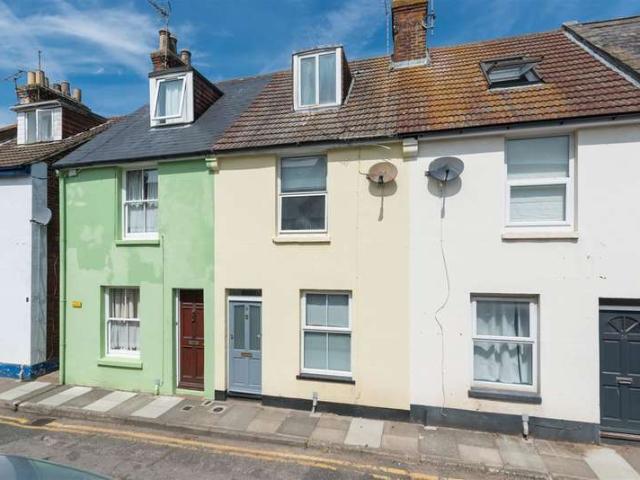 4 Bedroom Terraced House